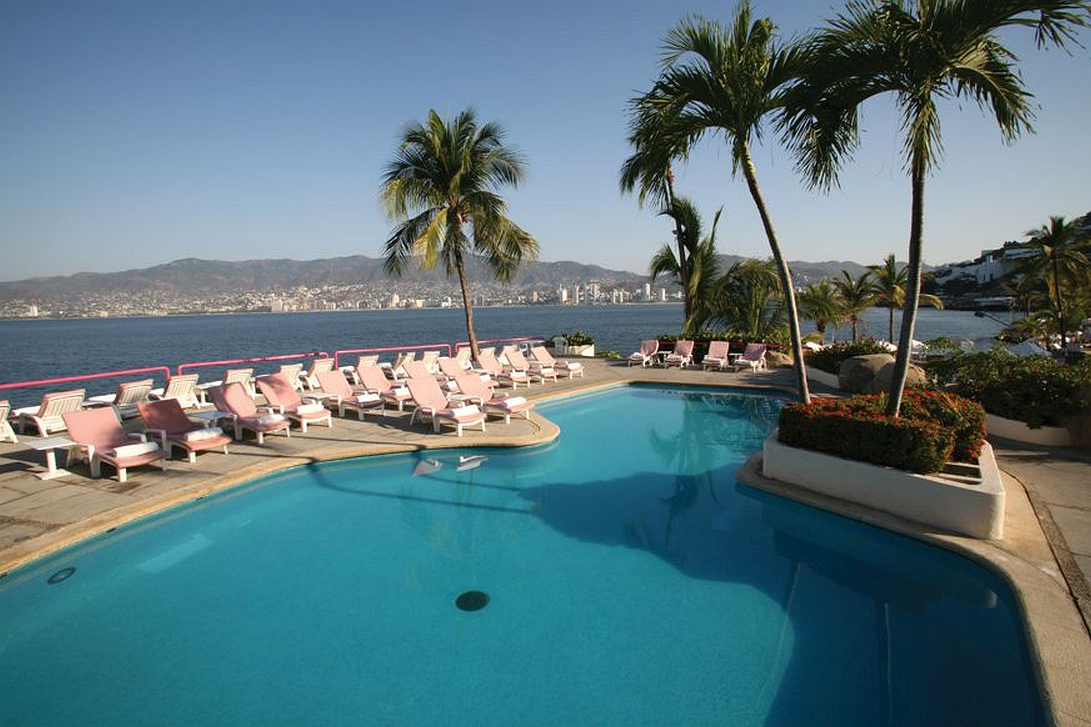 Las Brisas, Acapulco • Moxley & Co